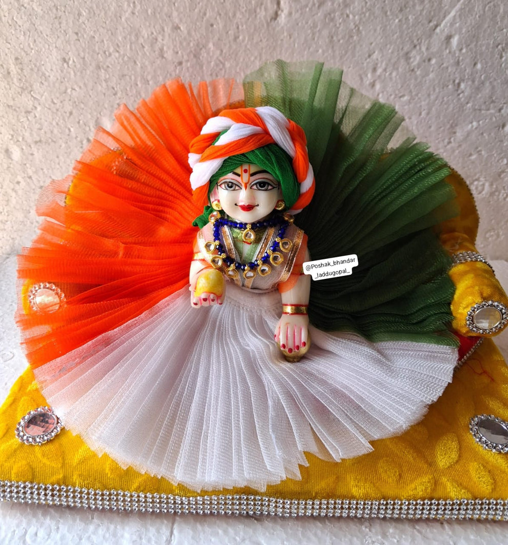 Tri colour dress – POSHAK BHANDAR LADDU GOPAL